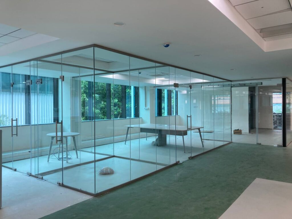 Glass Partition - MMC GROUP